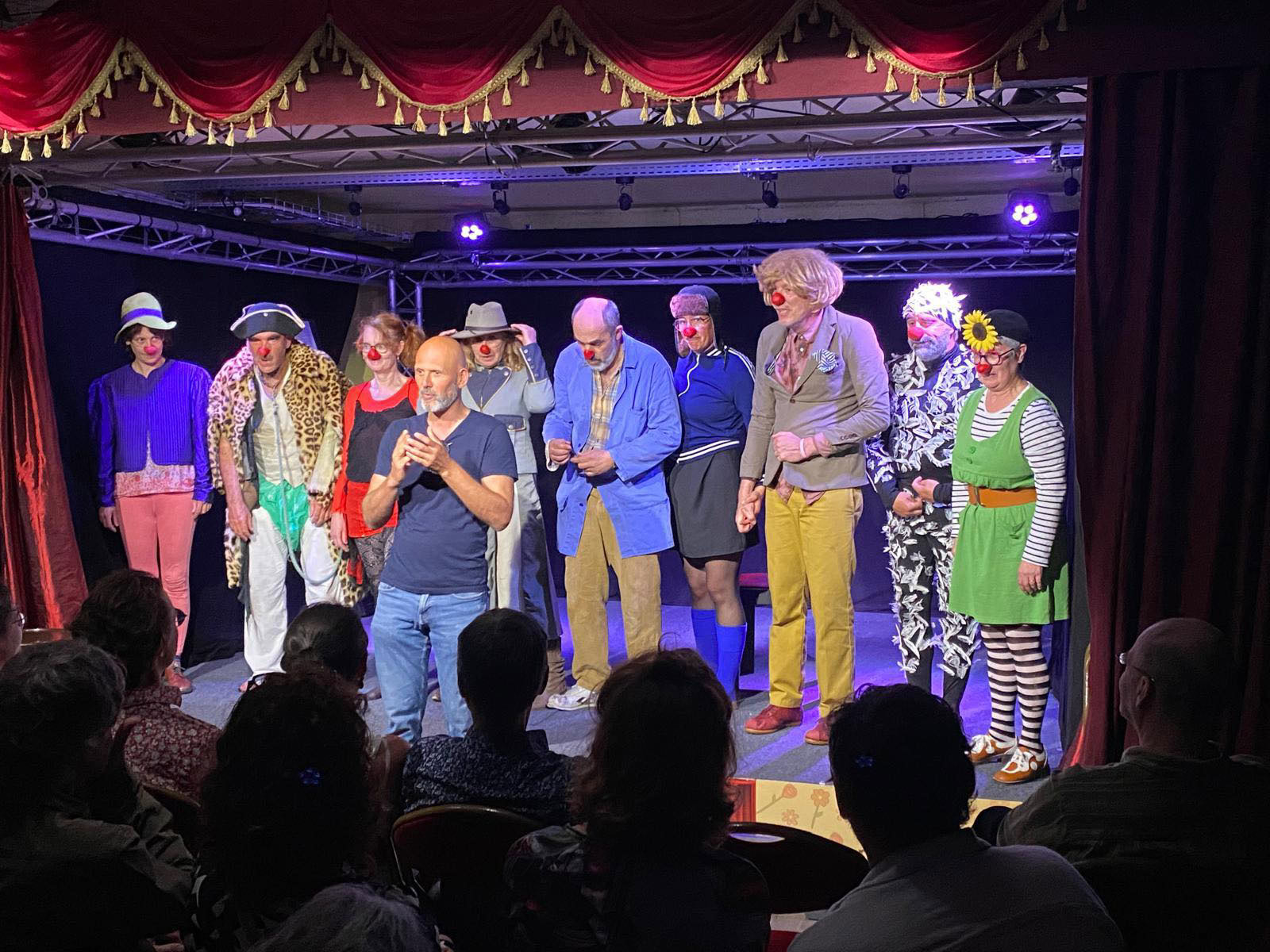 Spectacles Clowns party